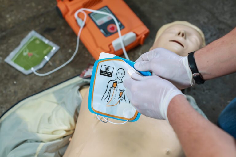 What is a Defibrillator? - Defibrillator Resource Hub