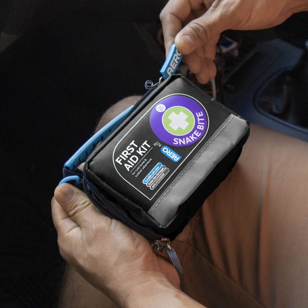 AEROKIT Snake Bite First Aid Softpack Black | Aero Healthcare